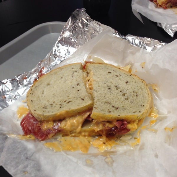Easy Living Deli - Deli in Upper Arlington