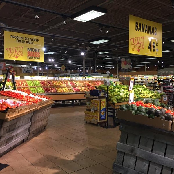 Super Foodtown - 1560 State Highway 35