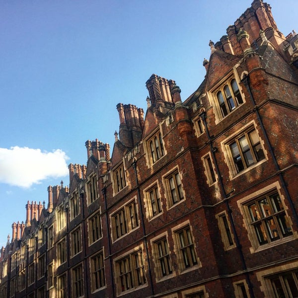 The London Silver Vaults - Antique Shop in London