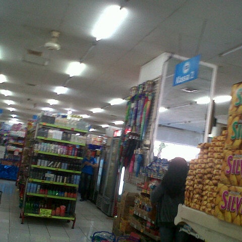 Toko Laris - Kabupaten Klaten, Jawa Tengah