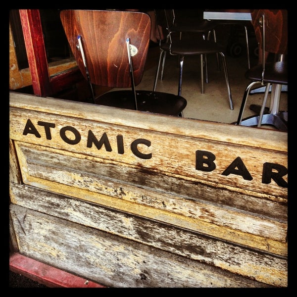 Atomic Bar - Café