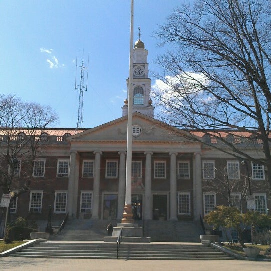 Photos at City of Mount Vernon City Hall - North Side - 208 visitors