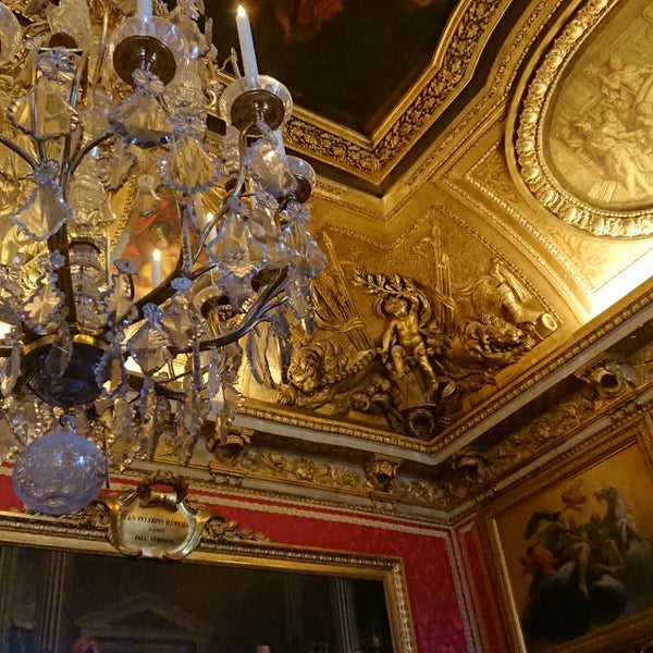 Salon de Mars - Château - 88 visitors