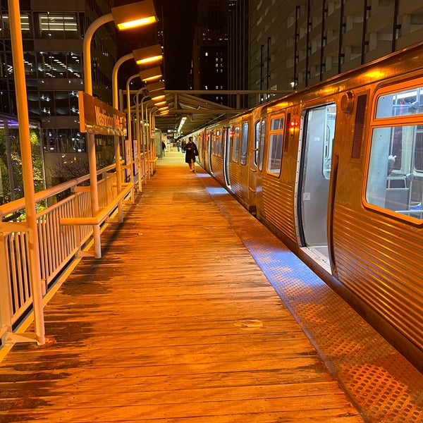 CTA - Washington/Wells - The Loop - 22 tips from 5805 visitors