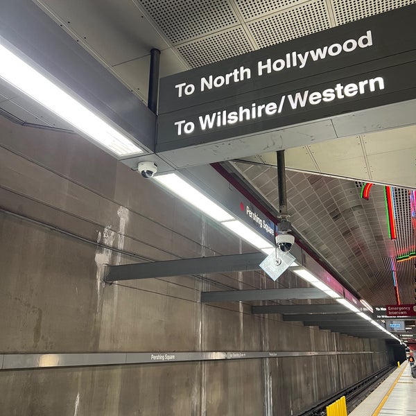 Metro Rail - Pershing Square Station (B/D) - Metro Station in Los Angeles