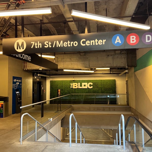 Metro Rail - 7th St/Metro Center Station (A/B/D/E) - Financial District ...