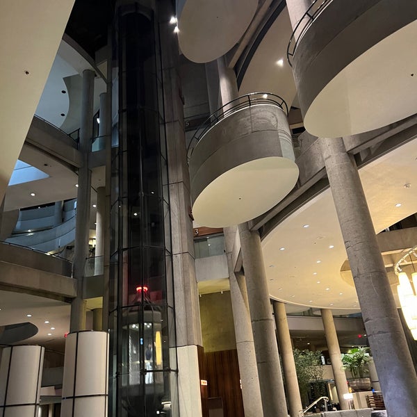 Bonaventure Hotel Interior