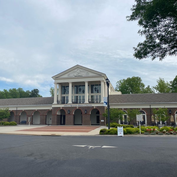 Photos at American Revolution Museum at Yorktown - History Museum