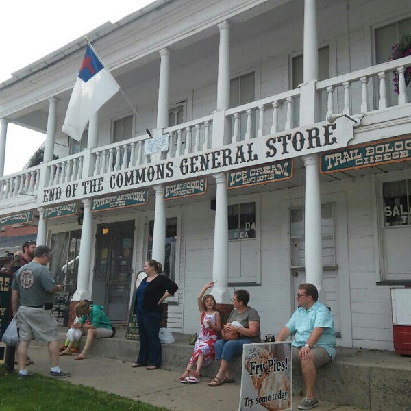 End Of The Commons General Store - Mesopotamia, OH