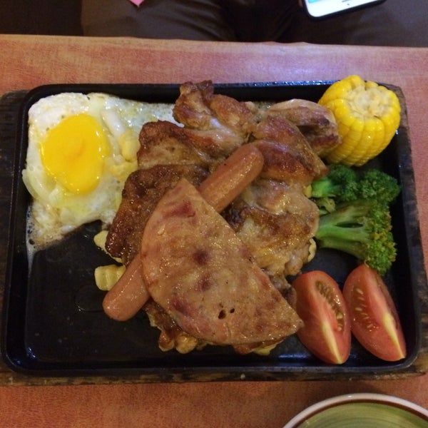 The Hut Fusion Restaurant - Citymall, Jalan Lintas-Kolombong