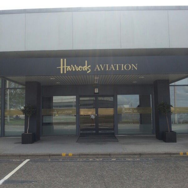 Harrods Aviation Executive Terminal - 1 tip from 289 visitors