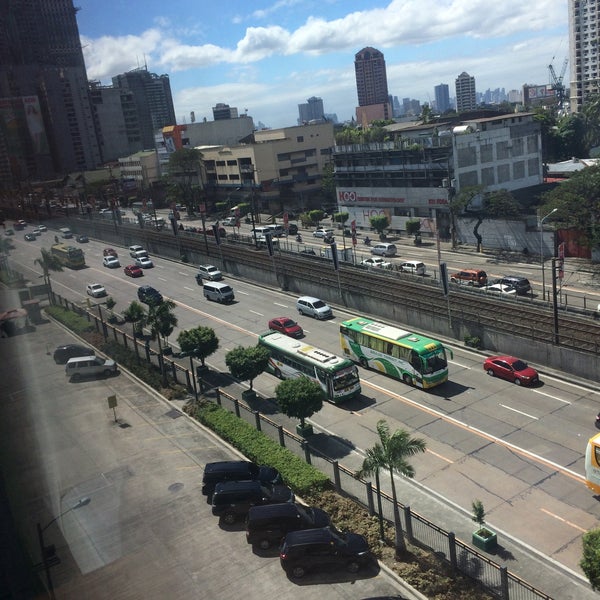 Expert Global Solutions (EGS) - Pinyahan - Three Cyberpod Centris ...