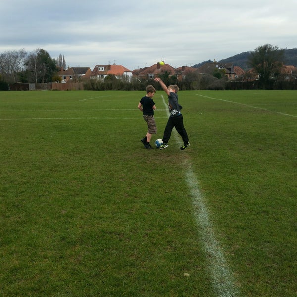 King George V Playing Field & Play Area - Hucclecote - Dinglewell ...