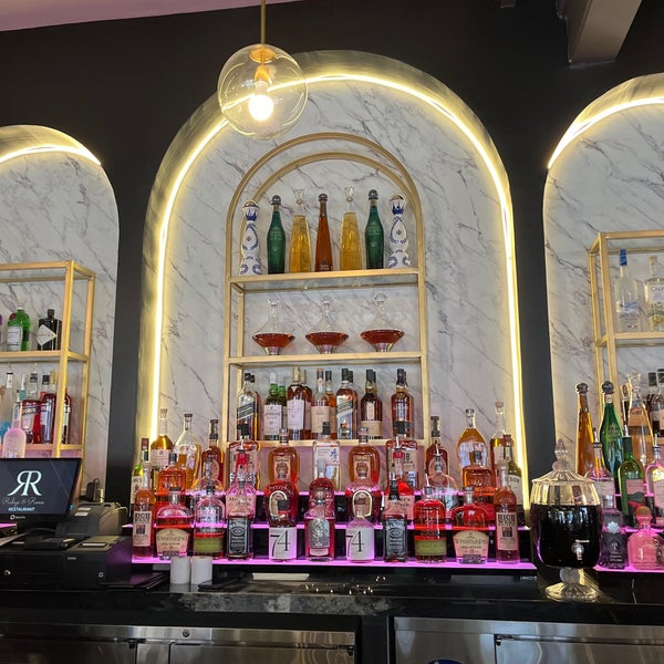 Rubys & Roses - Pleasanton, CA