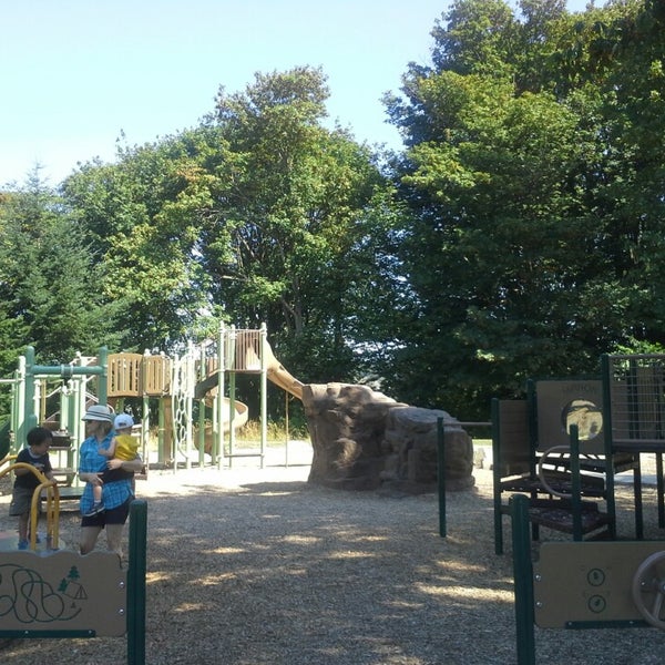 Photos at Bayview Playground - Magnolia - 4 tips from 146 visitors