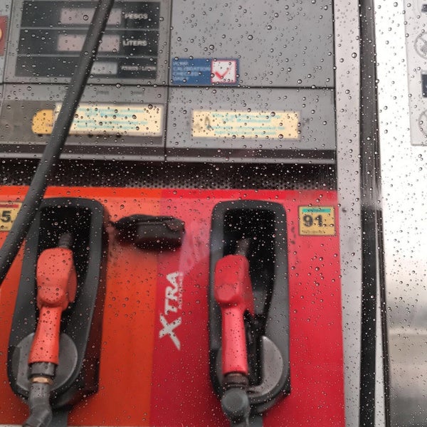 Petron Gas Station (St. Bernard)