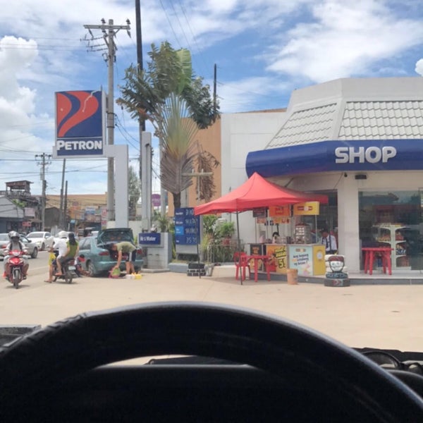 Petron Gas Station (St. Bernard)