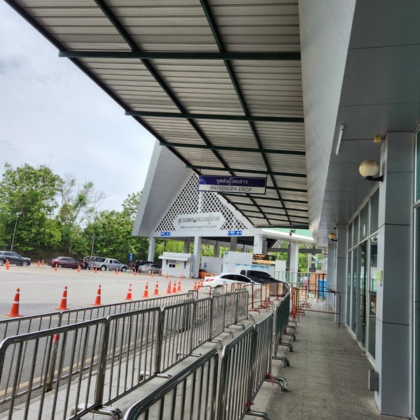 Bukit Kayu Hitam Immigration Complex - 73 tips