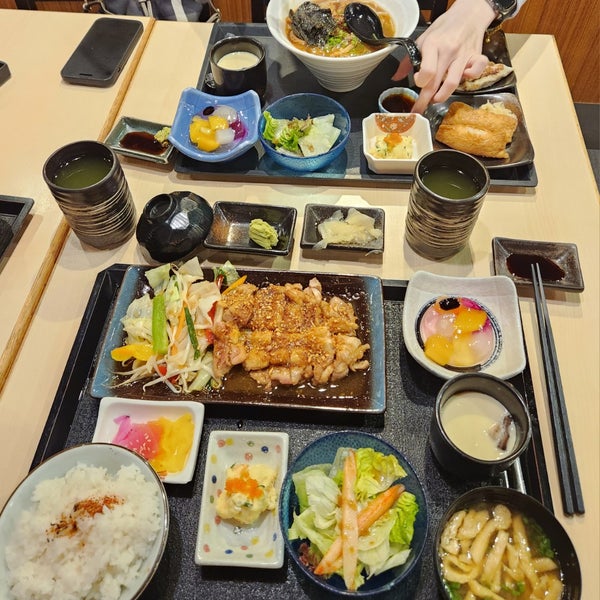 Jyu Raku Japanese Restaurant - 67 tips