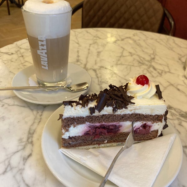 Café Laumer - Westend-Süd - 20 tips from 410 visitors