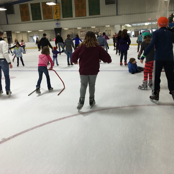 Howe Ice Arena - Skating Rink