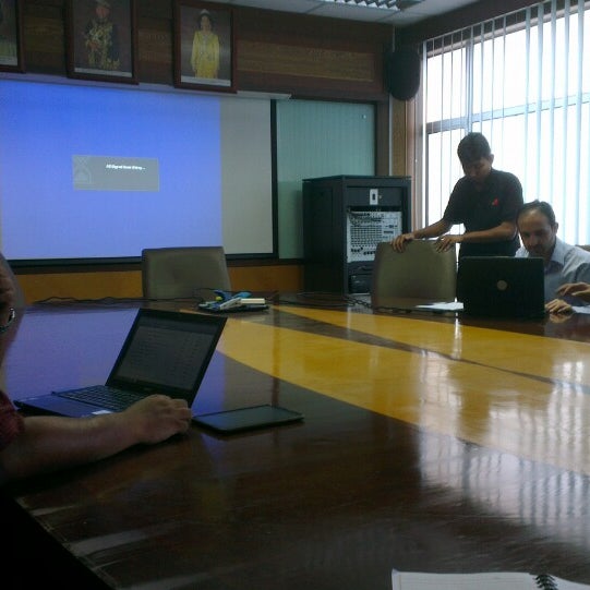 meeting room level 7, engineering tower, UPM