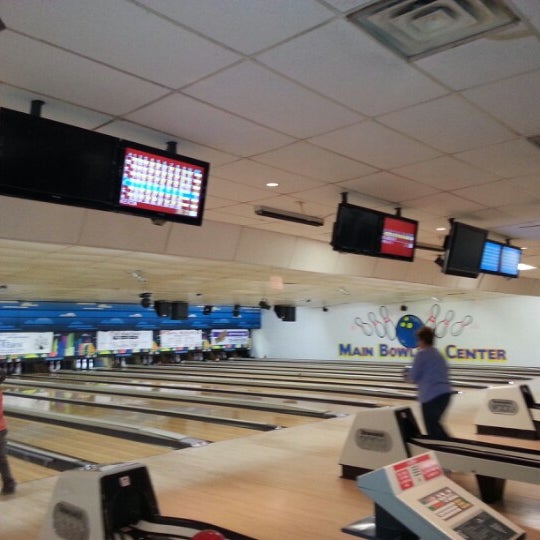 Main Bowling Center - 513 S Main St