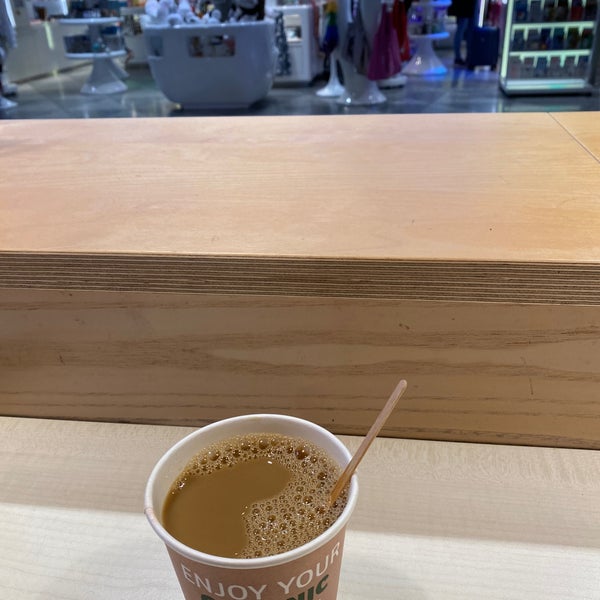 Cafe Tori - Gate 26, Schengen area