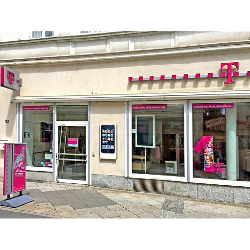 Telekom Shop - 2 tips from 12 visitors