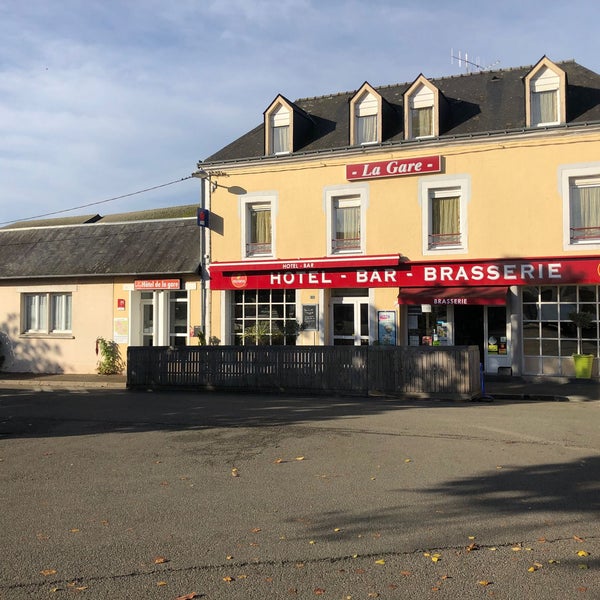 Hotel Brasserie de la Gare SYBER - Évron, Pays de la Loire
