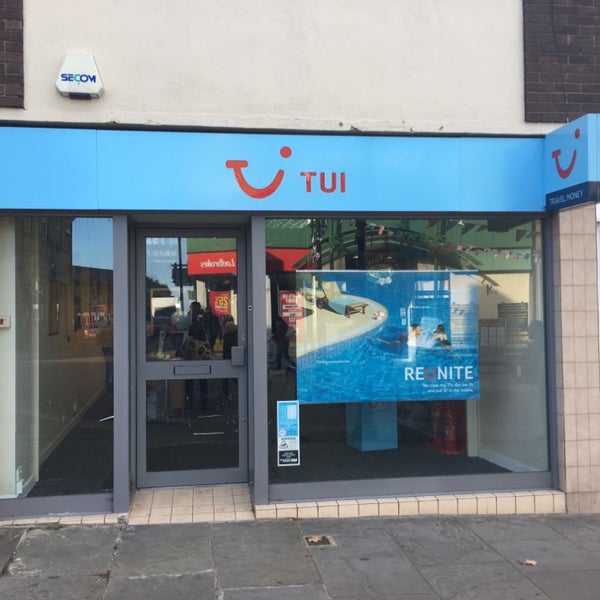TUI Holiday Store (Now Closed) - 78 Queen Street