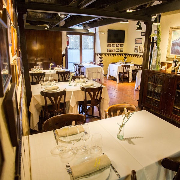 Can Pineda - Catalan Restaurant in El Clot