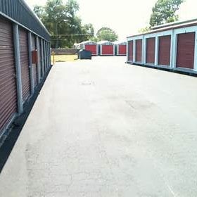Big Jim Self Storage - Storage Facility