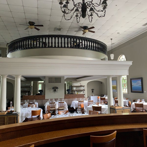 Bonterra Dining And Wine Room