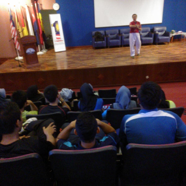 Kem Bina Negara Tanjung Rhu - Government Building in 42700