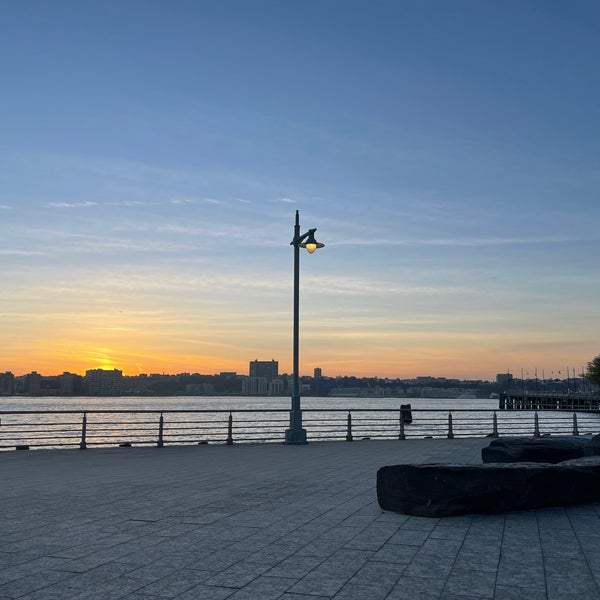 Photos at Pier 62 - Hudson River Park - Chelsea - West Side Hwy