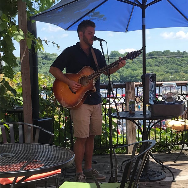 Northern Vineyards Winery - Wine Bar in Stillwater