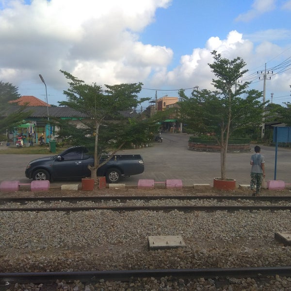 สถานีรถไฟปะทิว (Pathio) SRT4179 - National Hwy No.3253