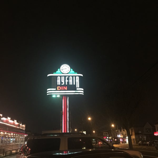 Mayfair Diner - Holmesburg - 29 tips