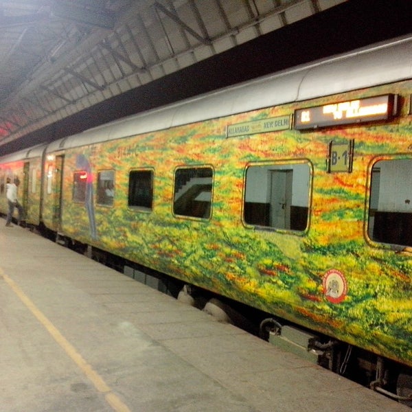 Platform No.14, Delhi Railway Station - New Delhi, Delhi