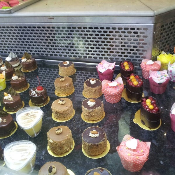 Limnos Bakery - Bakery in El Cabo