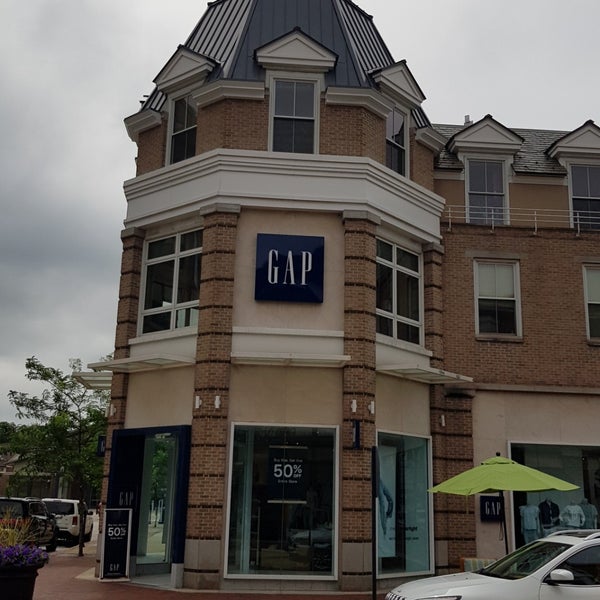 GAP - Clothing Store in Westlake