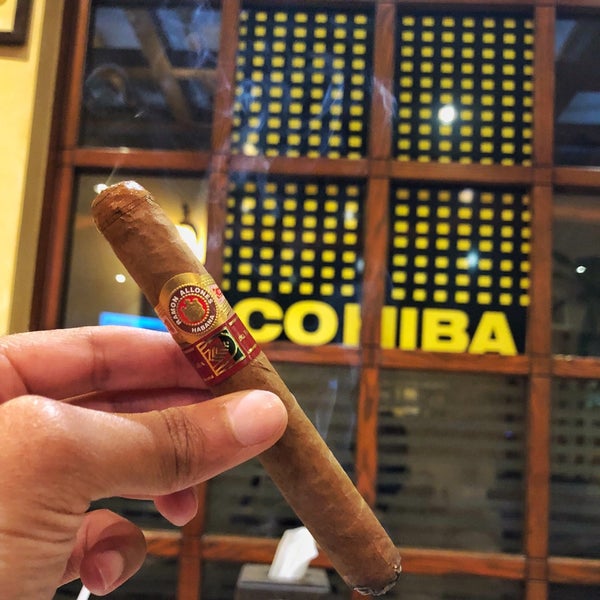 Photos at Lavida Habana Cigar Lounge - Smoke Shop in Riyadh