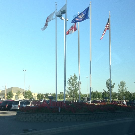 Canad Inns - Hotel