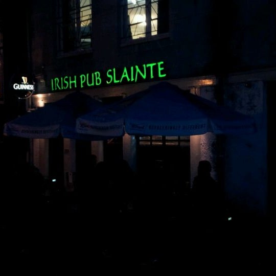 Slainte Irish Pub - Amsterdam Centrum - Oudekerksplein 34