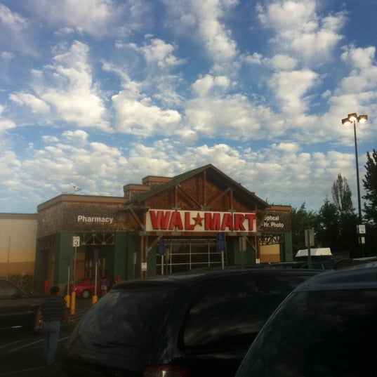 Walmart - Happy Valley, OR