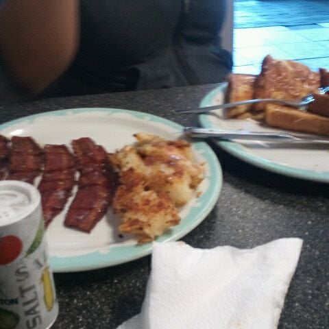 Daddy Dave's w/ Big Mama Cooking - Leimert Park - Los Angeles, CA