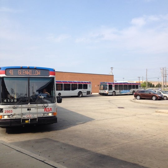 RTA Southgate Transit Center - Bus Station in Maple Heights