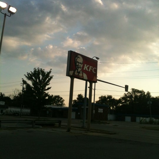 KFC - Fort Des Moines - 5 tips from 199 visitors
