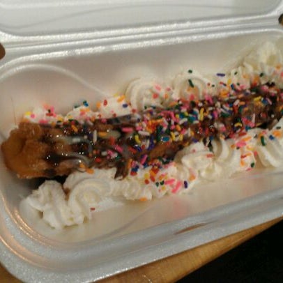 Churro Factory - Heart of Chicago - 2214 S Wolcott Ave